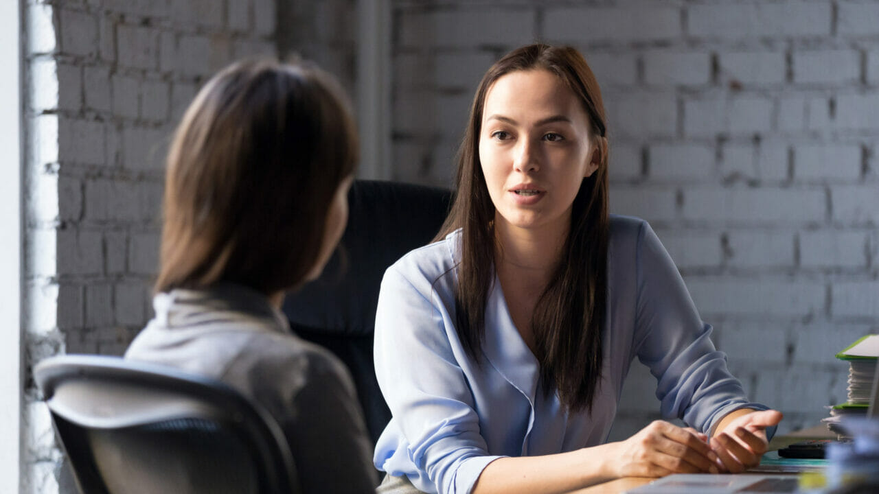 Mentoring: cos'è e quali sono i vantaggi per le aziende. Una guida in 5 ...