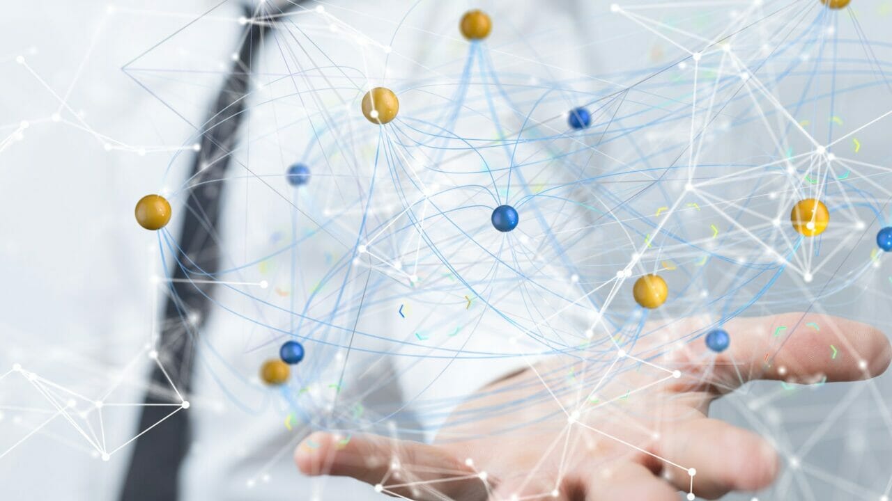 PLink: valorizzare processi e persone con la teoria dei grafi